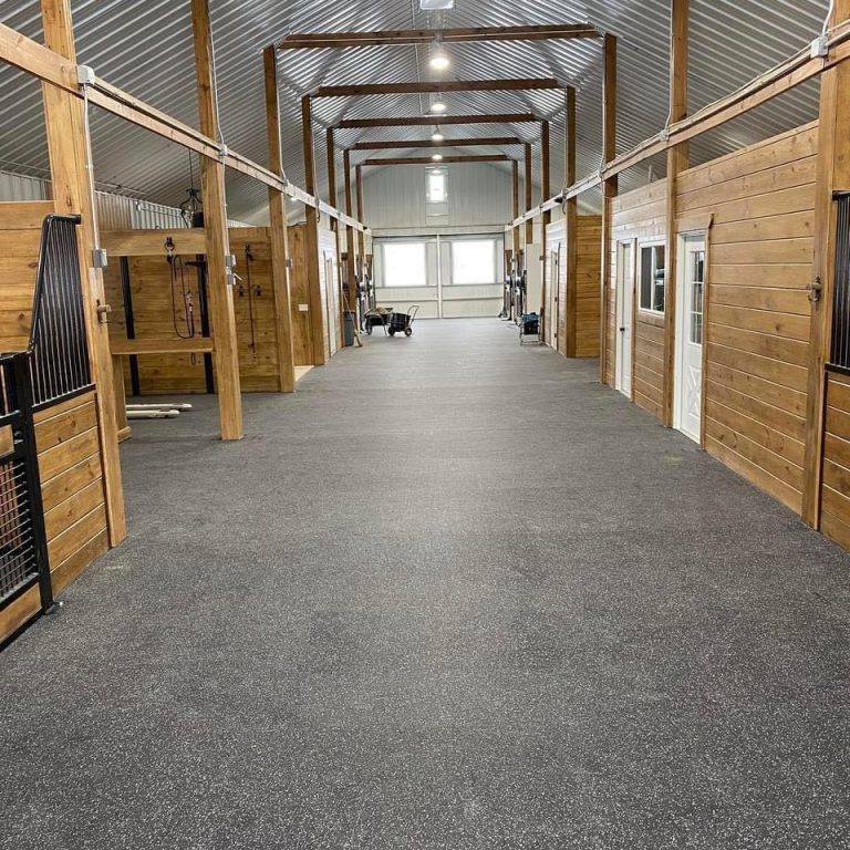 Stall Outfitters | Rolled Rubber Flooring | Ocala, FL