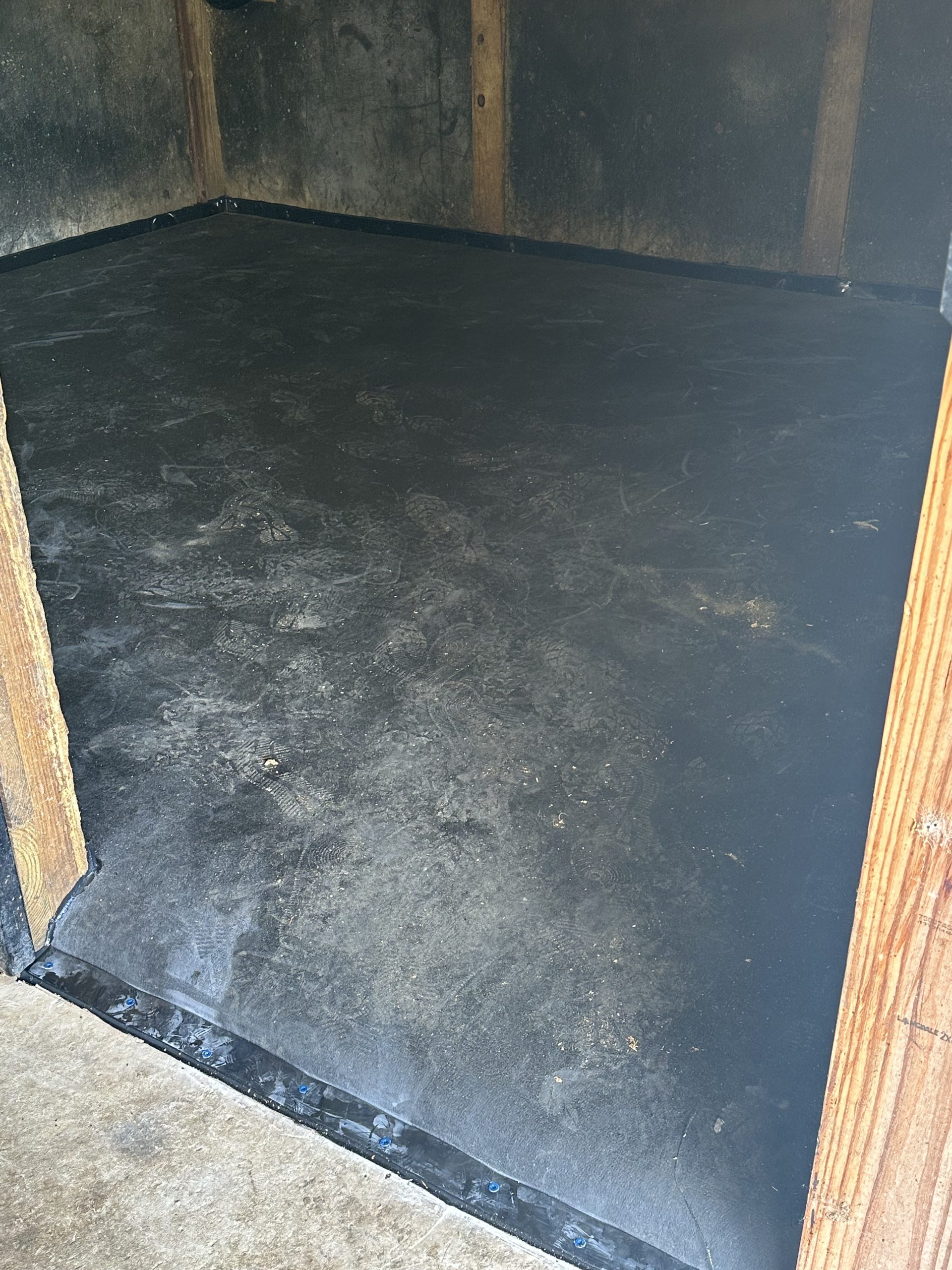 Stall Outfitters | Stall Mat Installation Gallery | Pictures